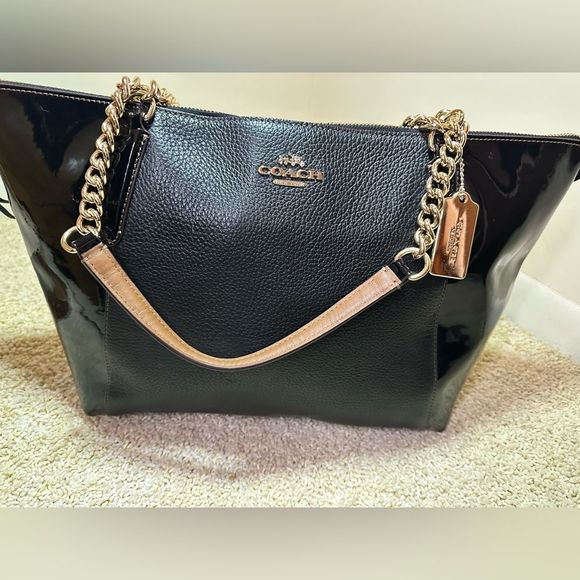 Coach | Bags | Coachgenuine Leather And Gold Chain Tote | Poshmark